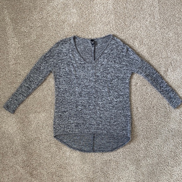 Windsor | Tops | Windsor High Low V Neck Sweater Top | Poshmark